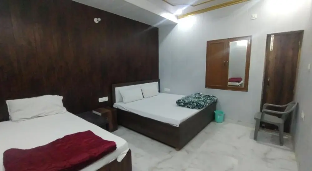 Shri Radheyshyam Atithi Bhawan 사진, 예약, 후기 Mathura mathura | NOL