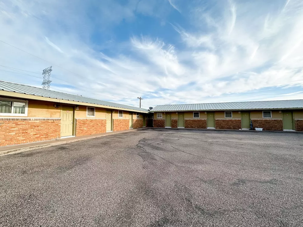 Dickens Country Stays 사진, 예약, 후기 Dickens 82 | NOL