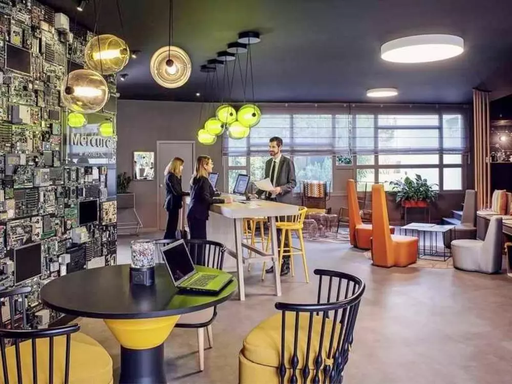 호텔 머큐어 파리 쉬드 레 줄리 코르타뵈프 해외숙소 예약할땐 - 야놀자